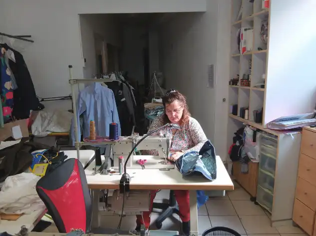 Couture - Couturière - produits de Mercerie à Roye